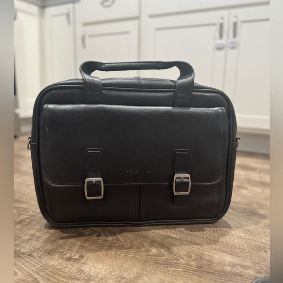Samsonite | Bags | Samsonite Classic Leather Toploader Laptop Black ...